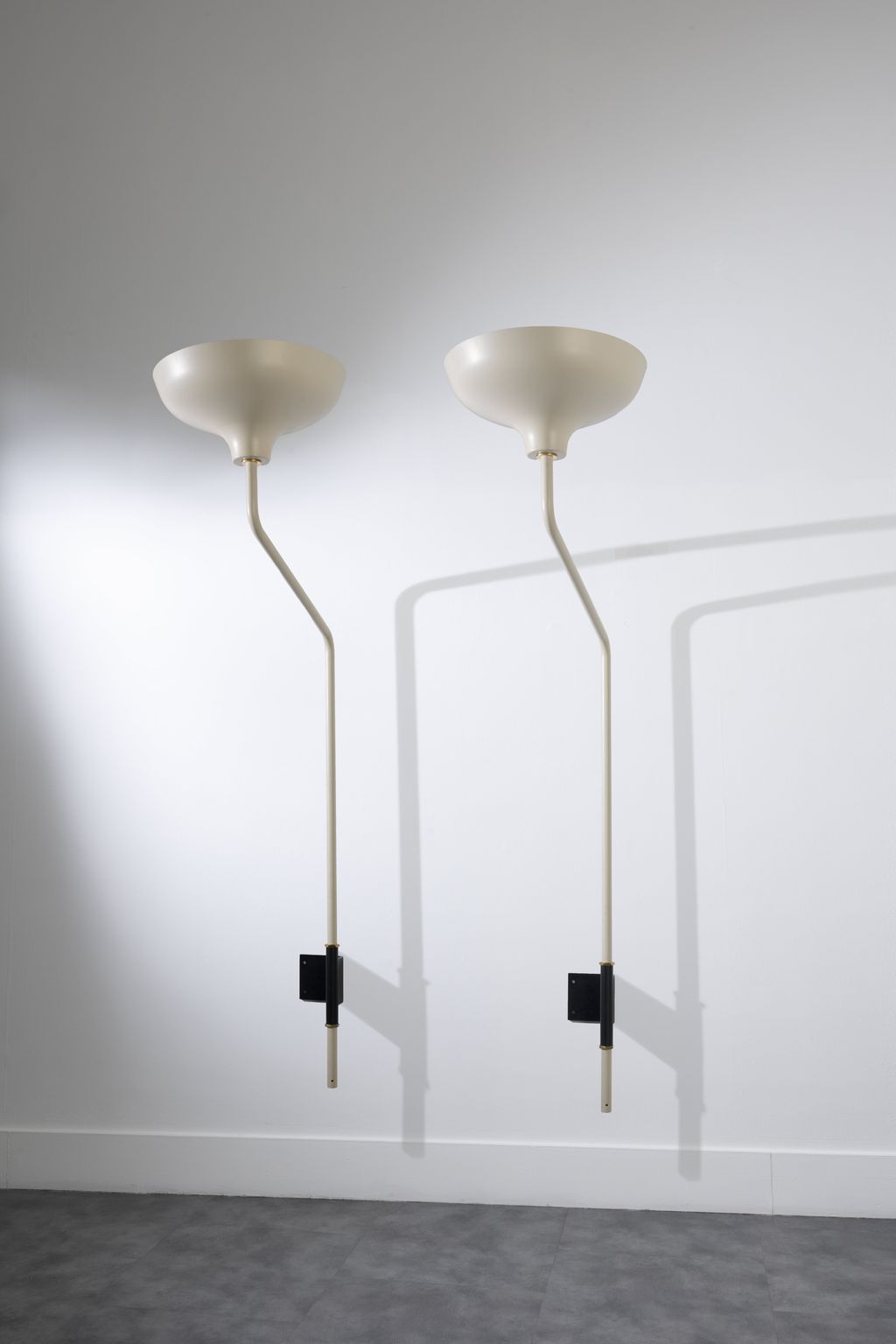 Paire d’appliques mod. LP9 – circa 1950