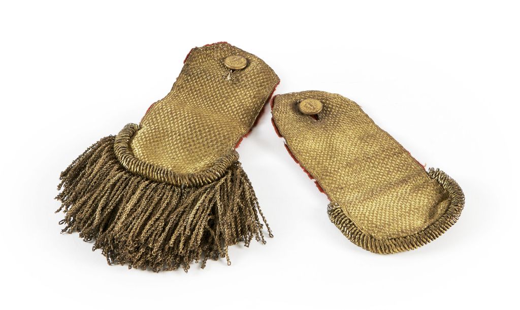 PAIRE D'EPAULETTE ET CONTRE-EPAULETTE DE CAPITAINE