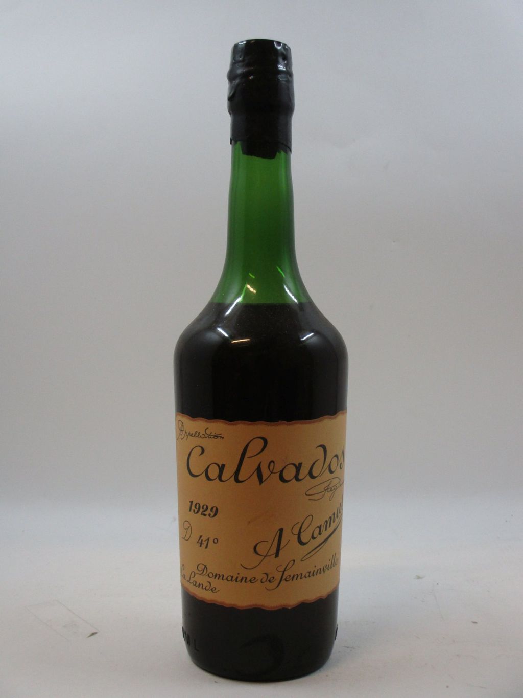 1 bouteille CALVADOS PAYS D'AUGE 1929 Domaine de Semainville