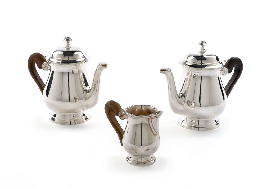 DEUX THEIERES ET UN CREMIER | Artcurial