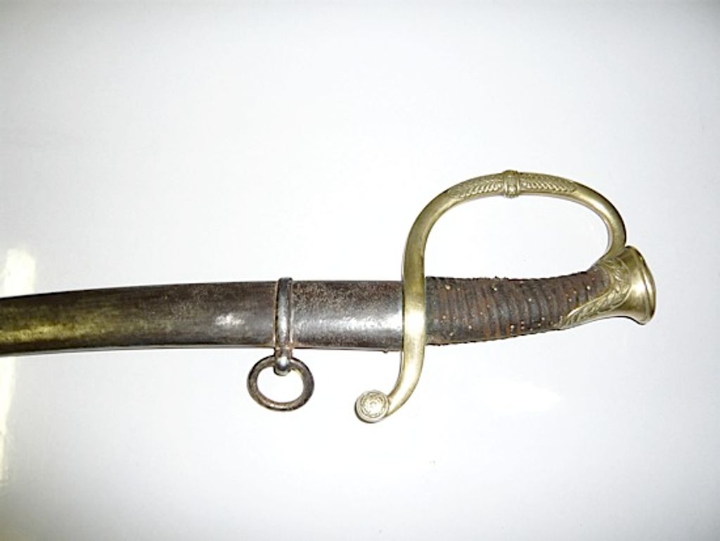 SABRE DE CAVALERIE LEGERE MOD. AN XI. Monture laiton à trois branches ...