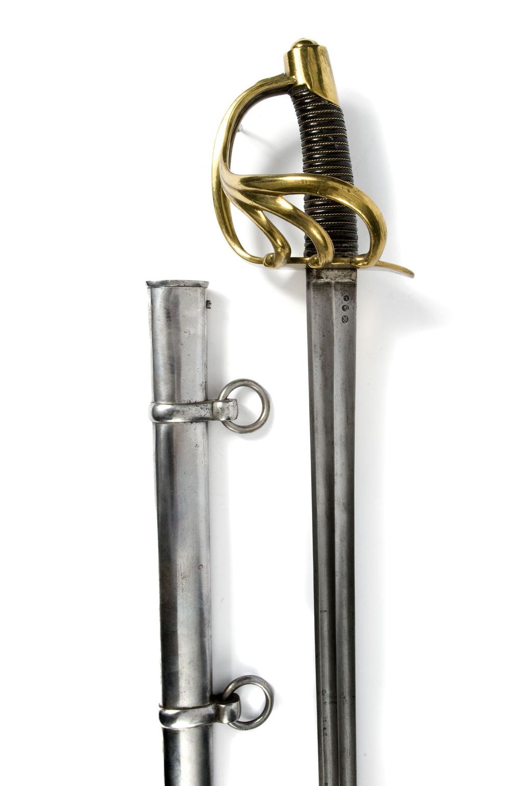 SABRE DE CAVALERIE DE LIGNE MOD. AN XIII Monture laiton à quatre ...