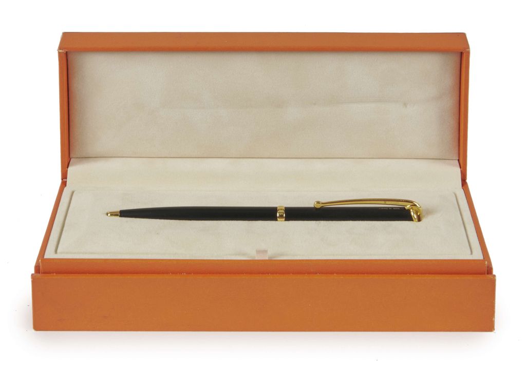 HERMÈS X S.T DUPONT Stylo ALLEGRO n°1323A Laque satinée noire Garniture ...