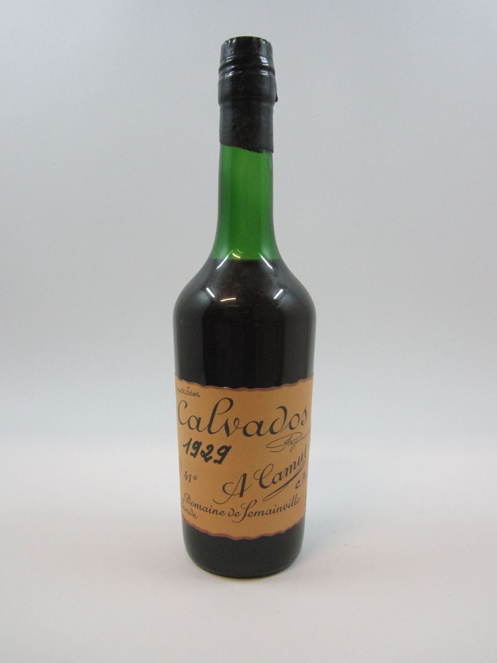 1 bouteille CALVADOS PAYS D'AUGE 1929 Domaine de Semainville